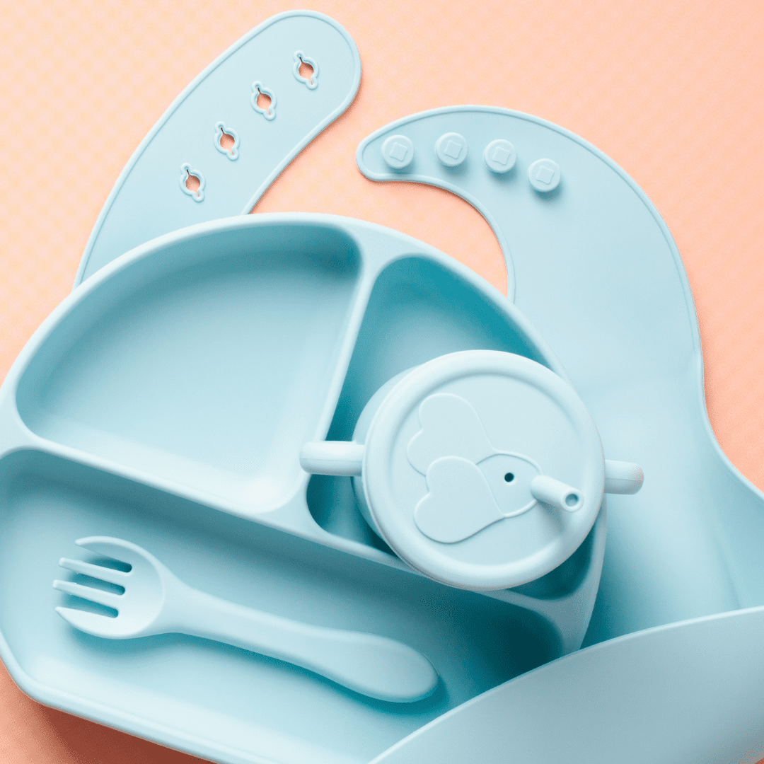 10+ Tips for eating out with toddlers at restaurants (plus free guide ...