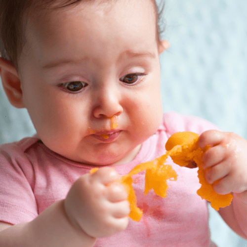 How to help your baby pick up slippery foods (baby led weaning hack ...