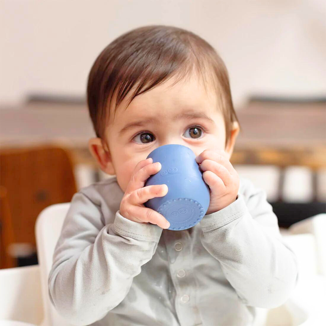 Can babies drink water? A comprehensive guide for new parents - My Little Eater