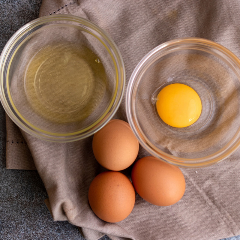 Eggs for babies: everything you need to know to serve them safely from 6M+