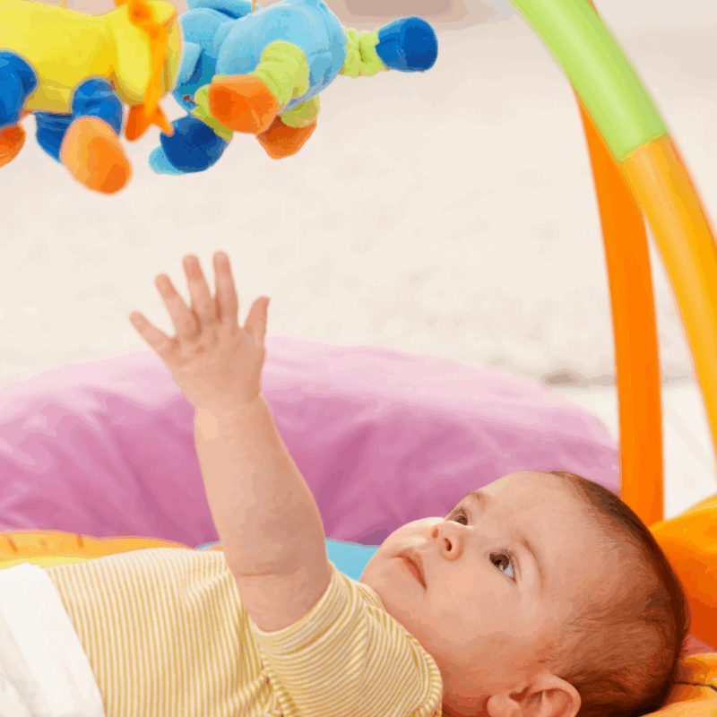 Palmar Grasp and Its Role in Starting Solids - My Little Eater